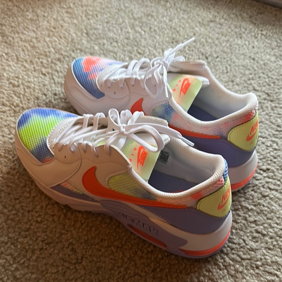Nike | Shoes | Nike Multicolor Sneakers | Poshmark